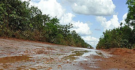 G1 Mais de 80 das rodovias de MT não têm asfalto e obra pode custar R 18 bi notícias em