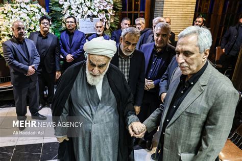 تصاویری از اصلاح طلبان و اصولگرایان زیر یک سقف علی لاریجانی، واعظی