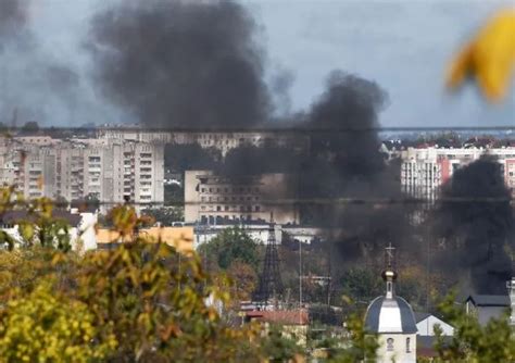 Guerre En Ukraine Ce Que Lon Sait Des Frappes Russes Massives Qui