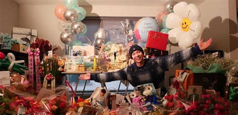 Congratulations Lee Seung Gi Announces Marriage With Lee Da In