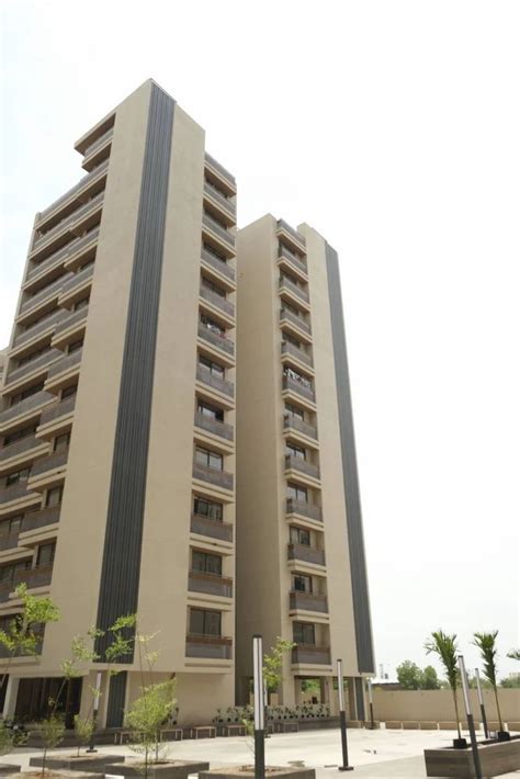 Metal Exterior Duct Cladding For House At Best Price In Ahmedabad Id