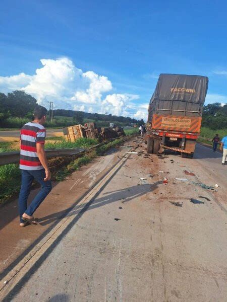Uma Pessoa Morre E Outra Fica Ferida Em Grave Acidente Envolvendo Duas