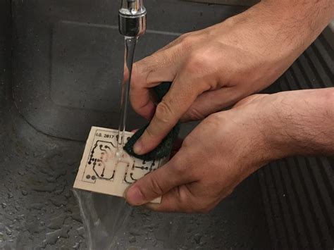 How To Etch A Pcb Printed Circuit Board A Beginners Guide