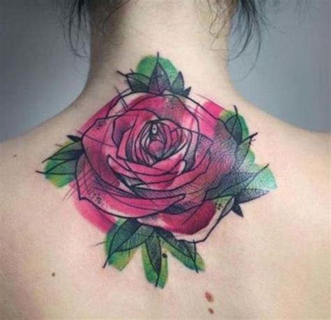 Tatuajes de rosas hermosos diseños y sus significados Belleza
