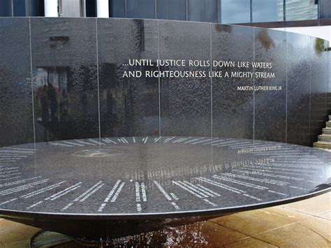 Vietnam War Memorial Maya Ying Lin