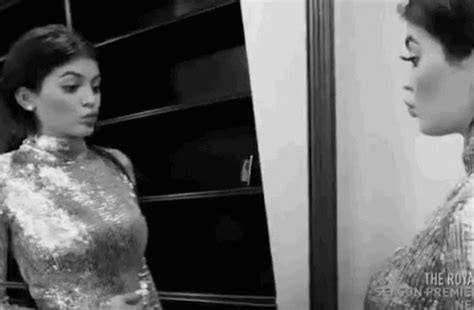 Kylie Jenner Sexy Gif Kylie Jenner Sexy Discover Share Gifs