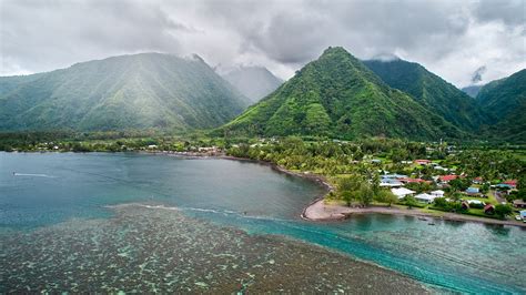 Is Tahiti Beach Public