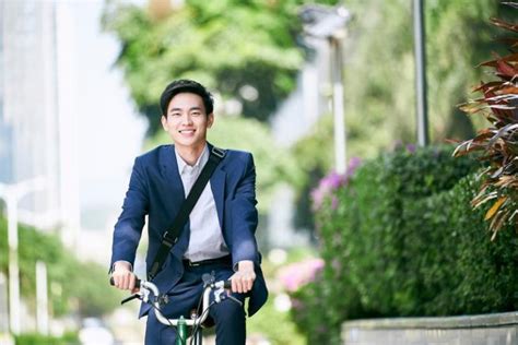 彼氏を「気持ち悪い」と急に感じる… 理由と対処法を知って円満な関係に Oggi Jp