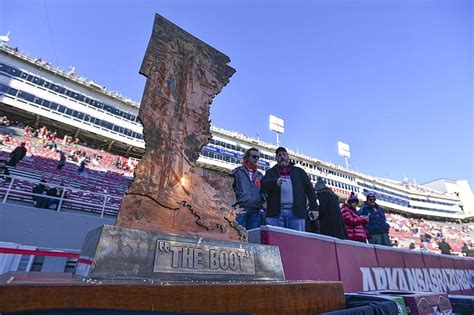 Arkansas Football Vs Lsu How To Watch And Listen Forecast Betting