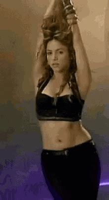 Shakira Belly Dancing Gif GIFs Tenor