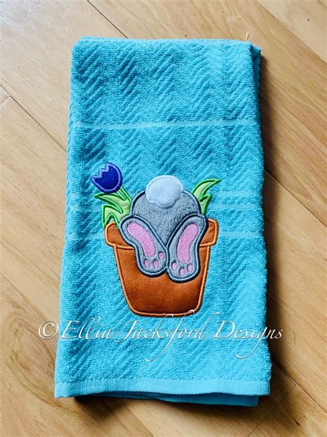 Bunny Butt Applique 3 Sizes Products Swak Embroidery