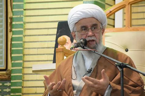 مردم با حضور خود در انتخابات دشمن را از صحنه بیرون می کنند خبرگزاری