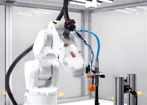 ABBs AI Enabled Robotic Item Picker Makes Fulfilment Faster And More