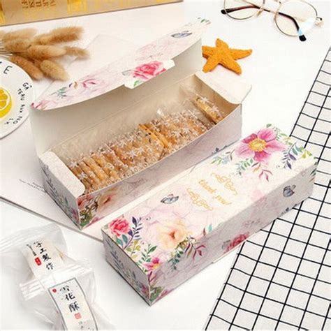 รุ่นประหยัด กล่องใส่ขนม 3 ชิ้น แพ็ค 10 ใบ 557packaging Thaipick