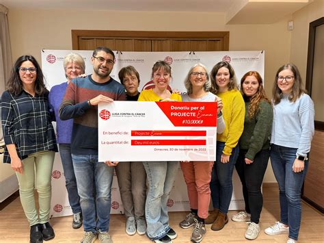 Tercera donación de de la Liga Contra el Cáncer en el proyecto Emma Proyecto Emma