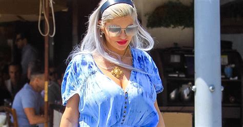 Sophia Vegas Sie Muss Nach Schönheits Op Ins Krankenhaus Buntede