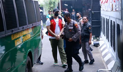 Detik Detik Penangkapan Ammar Zoni Di Apartemen Usai Pakai Sabu Dan