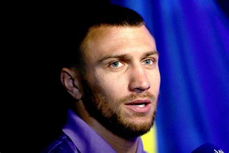 STAR BOXING PREVIEW Vasyl Lomachenko V George Kambosos Jr Football