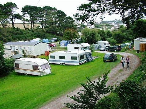 The Camping Directory Lundynant Holidays Polzeath Cornwall
