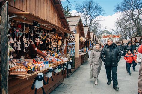 Топ 10 країн звідки найчастіше приїжджають туристи до Львова Інфографіка