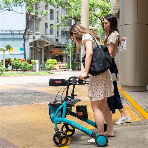 Hkcss 香港社會服務聯會 ☀️「招商暖邨」樂齡科技地區推廣 第2️⃣站 油翠苑 257 號外📣！由