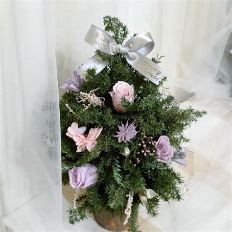 【體驗】台北內湖 聖誕節聖誕佈置 永生玫瑰雪松聖誕樹 交換禮物自己做 Kinki 手作studio｜植栽花藝人氣榜 Pinkoi