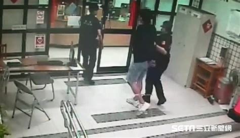 三重版「浩克」！健身男施暴前女友連警察都打 下場慘遭壓制