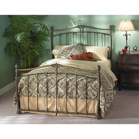 Wesley Allen Iron Beds Cb1042q Merrick Iron Poster Bed Wayside