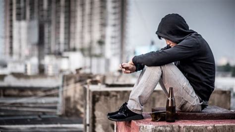 13 Reasons Why Está Ligada A Aumento De Suicídios Entre Jovens Nos