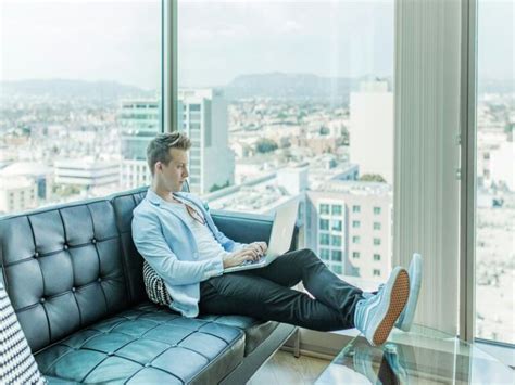 Average Monthly Salary For Software Engineer In Dubai Uae Money