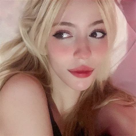 𝖊𝖘𝖙𝖊𝖗 ♱ ˚ʚ🤍ɞ˚ Instagram