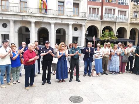 Logroño Guarda Un Minuto De Silencio En Repulsa Por Los Asesinatos