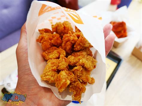 東港炸雞推薦【77炸雞東港店】套餐飲料喝到飽超佛系！必點日式麵線羹有叉燒肉 韓式炸雞、美式炸雞通通有！炸雞美食好吃到會上癮！ 跟著凱南瘋旅遊