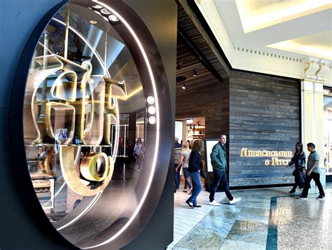 Abercrombie And Fitch Opens Second Uk Store