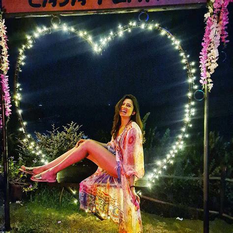 Punjabi Diva Sargun Mehta Sets Hearts Racing With Her New Ravishing