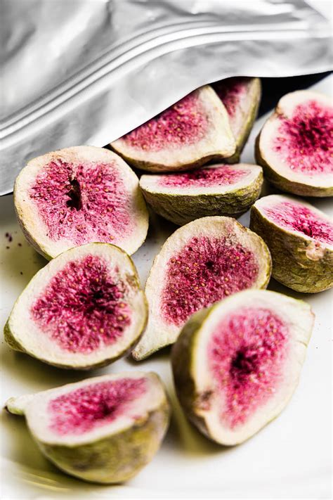 Freeze Dried Figs Wholesale Freeze Dried Figs Halved Fig Snack F