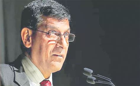 హిందూ వృద్ధి రేటుకు దగ్గర్లో భారత్‌ India Is Dangerously Close To