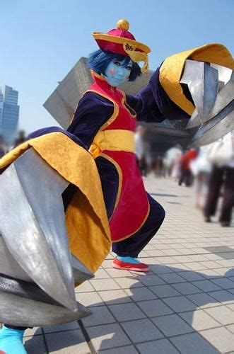 Hsien Ko Lei Lei Cosplay From Darkstalkers ~ Vampire Savior Mulher