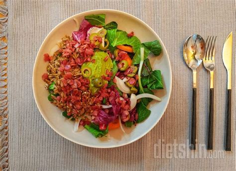 커뮤니티 다이어트 식단 아보카도베이컨귀리샐러드 다이어트신