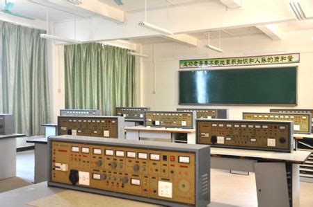 电工电子实训 电工实训 电工工具 第4页 大山谷图库