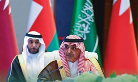 صندوق النقد الاقتصاد السعودي نقطة مضيئة وسط الأزمات العالمية
