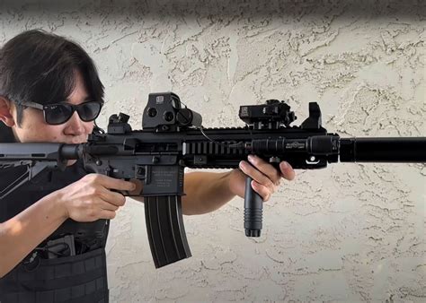 Airsoft Chay Tries The Vfc Hk D V Gbb Popular Airsoft Welcome To The Airsoft World