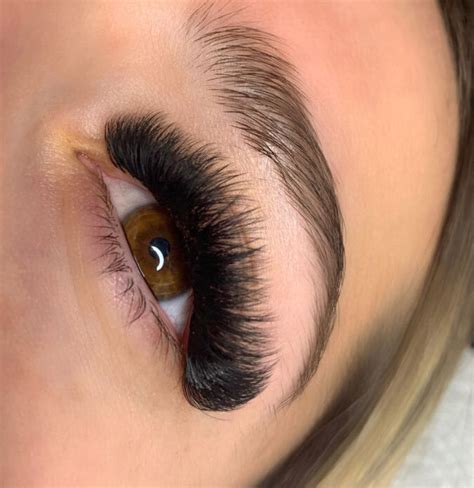The Difference Of Classic Lash Hybrid Lash Volume Lash Mega Volu