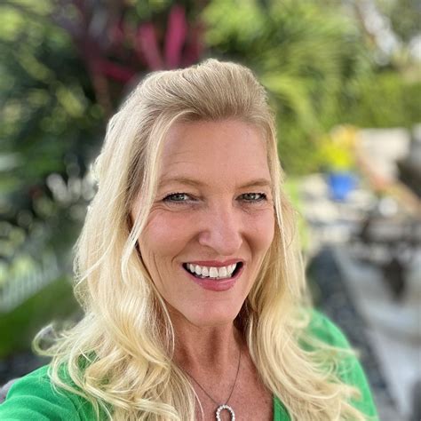 Brandy Cabarcas Implementation Project Senior Specialist Amadeus Linkedin