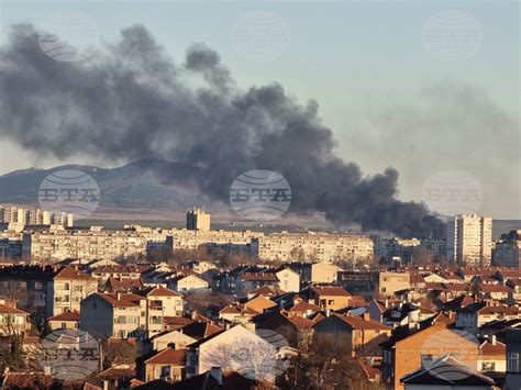 Пожар възникна в Ямбол от запалени автомобилни гуми Утро