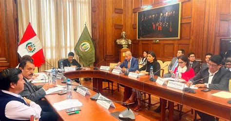 ComisiÓn De ConstituciÓn Aprueba El Pedido De Facultades Legislativas