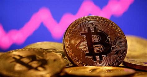 انخفاض أسعار العملات المشفرة والبيتكوين تتراجع بأكثر من 1