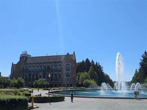 Uw Computer Science Program Rethinks Curriculum For The Ai Era Commstrader