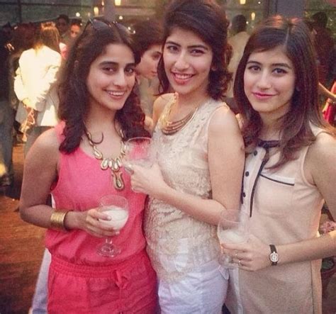Unscene Pictures Of Syra And Shehroz