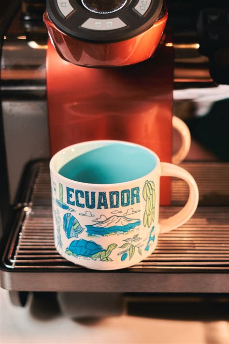 Starbucks Abre Su Primera Tienda En Ecuador Starbucks Historias